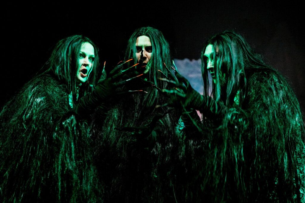 Ronja ir daug klausimų | Menufaktūra